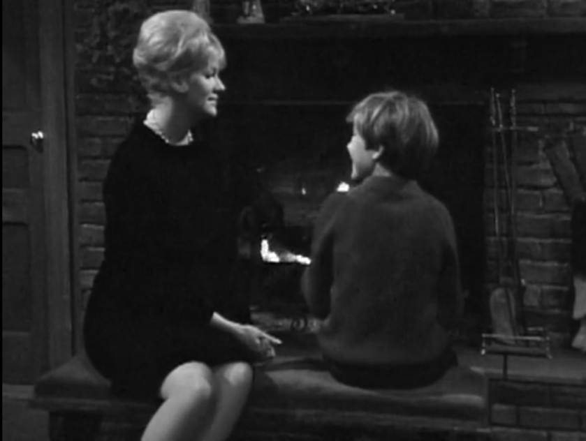 Episode 159: No absolute values – Dark Shadows Commentary