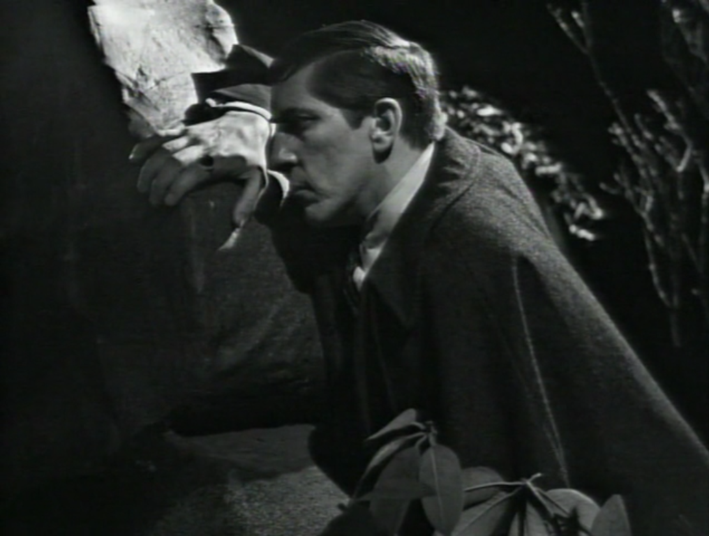 Episode 261: Nine, ten, home again – Dark Shadows Commentary