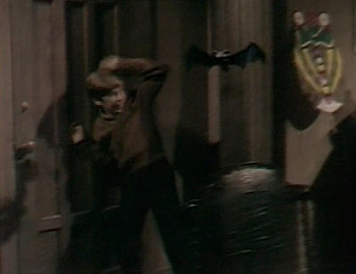 Episode 330: bat by Bil Baird – Dark Shadows Commentary