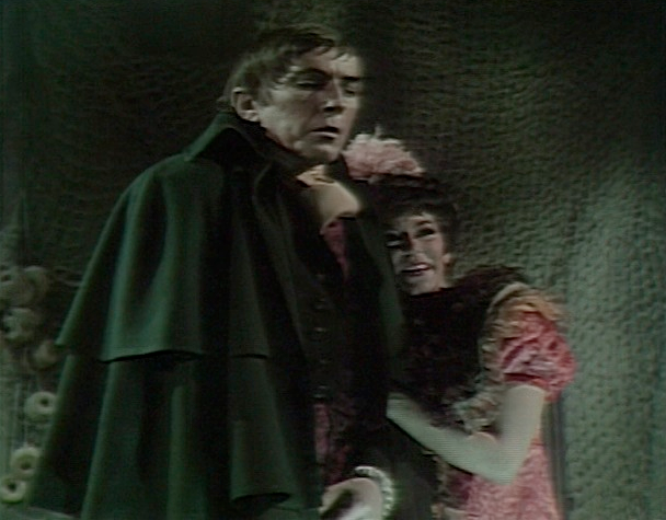 Episode 414: Walks the night – Dark Shadows Commentary