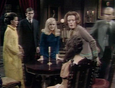 Episode 461: Crosses in life – Dark Shadows Commentary