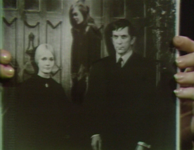 Episode 659: Changing of the guard – Dark Shadows Commentary